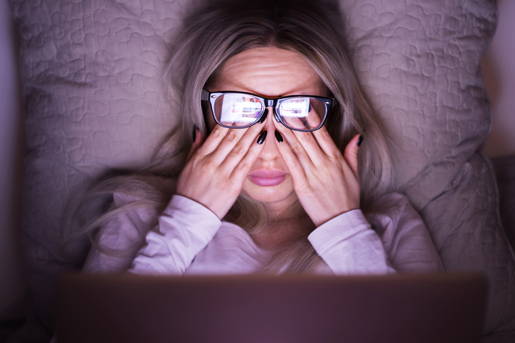 Why Staring at Screens Is Making Your Eyeballs Elongate—and How to Stop ...